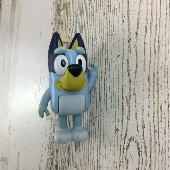 Moose | Toys | Bluey Lot Of 4 Friend Figures Toys Coco Lucky Bluey ...